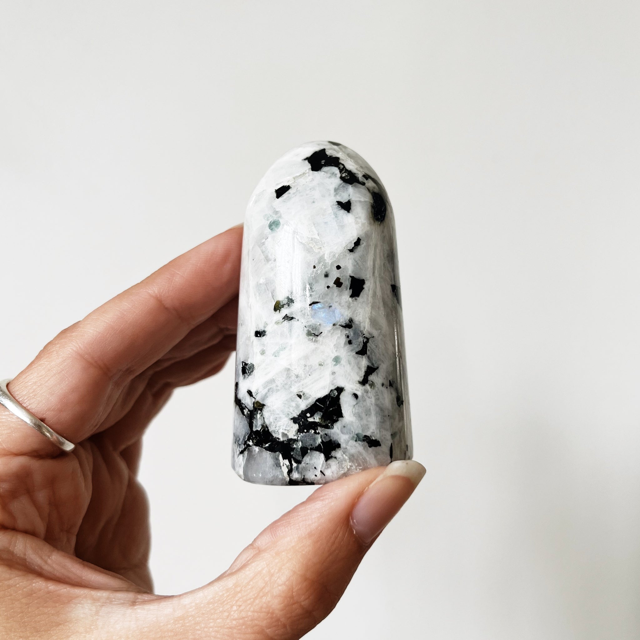 Rainbow Moonstone Meaning and Properties – Almanac Supply Co.